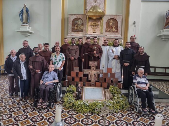 Oitavo Centenário de Nossa Regra Bulada e Solenidade de Todos os Santos ...